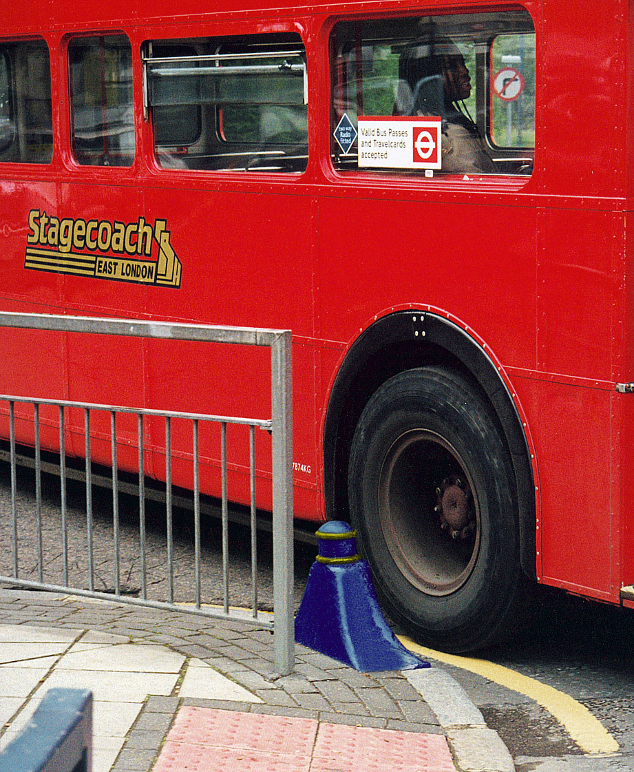 Pavement protection | CIS Street Furniture
